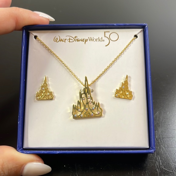 Disney | Jewelry | Disneys 5th Anniversary Limited Edition Necklace And ...